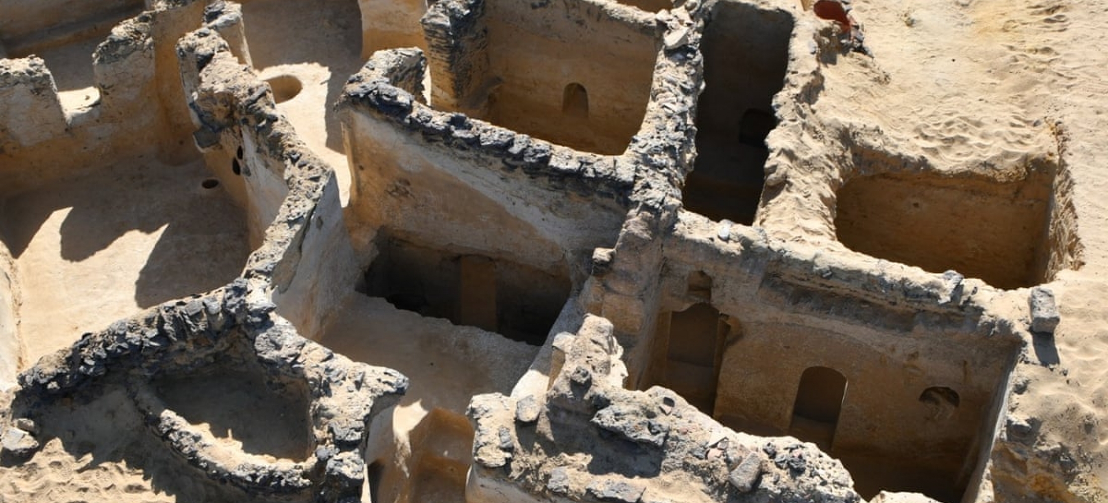 Egypt’s discovery of archaeological monastic buildings in Bahariya ...